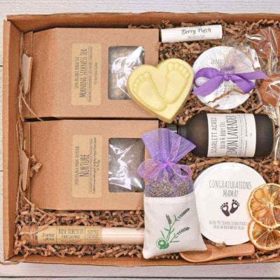 The BEST Options for a Pregnancy Care Package Mama is Sure to Love