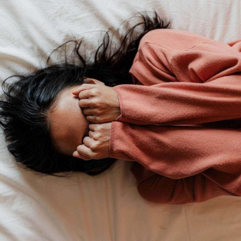 Two Week Wait Symptoms 101: What's Going On Inside Your Body?